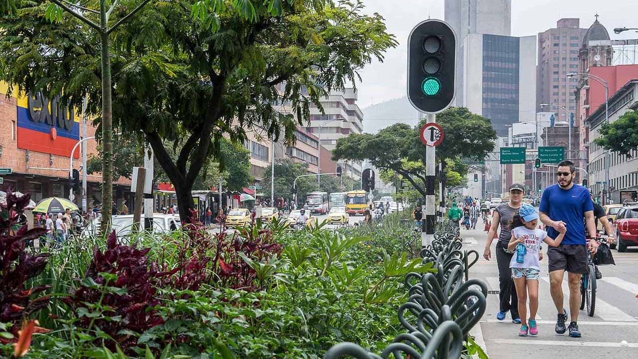 Urban Ecosystem Services: Medellín’s Cooling Green Corridors